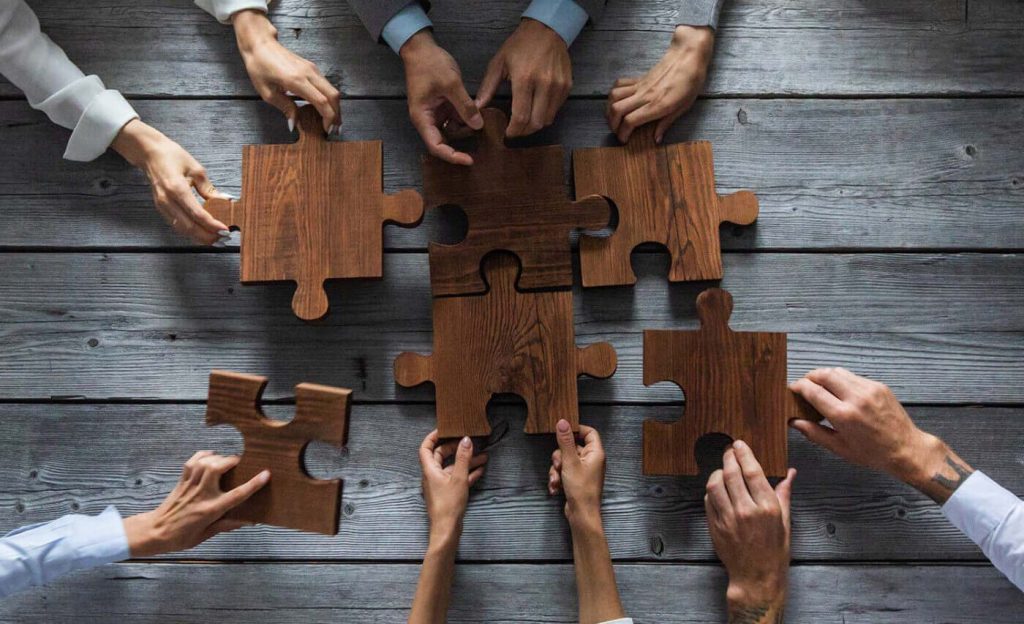 Teamwork and Triumph: Why Escape Room Games Are the Perfect Bonding ...